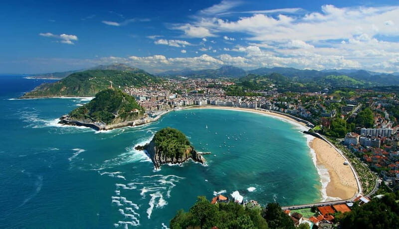Bilbao: Biarritz, Saint Jean de Luz, and San Sebastian Tour - The Transportation and Group Experience