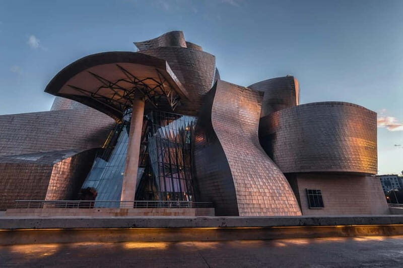 Bilbao: guided walking tour of the city's highlights - The Practical Details