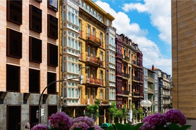 Bilbao : Private Custom Walking Tour with A Guide (Private Tour) - Exploring Bilbao with a Private Guide