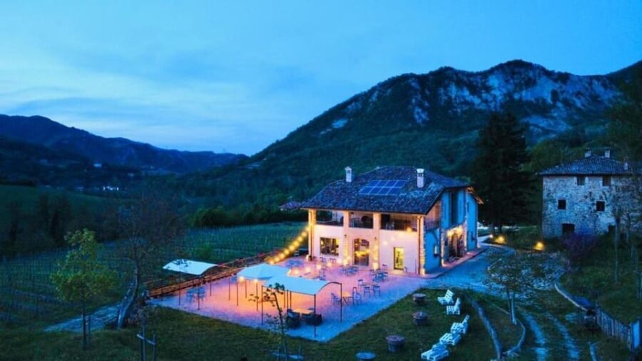 Biodynamics vineyard tour and tasting at Al di là del Fiume - The Landscape & Setting