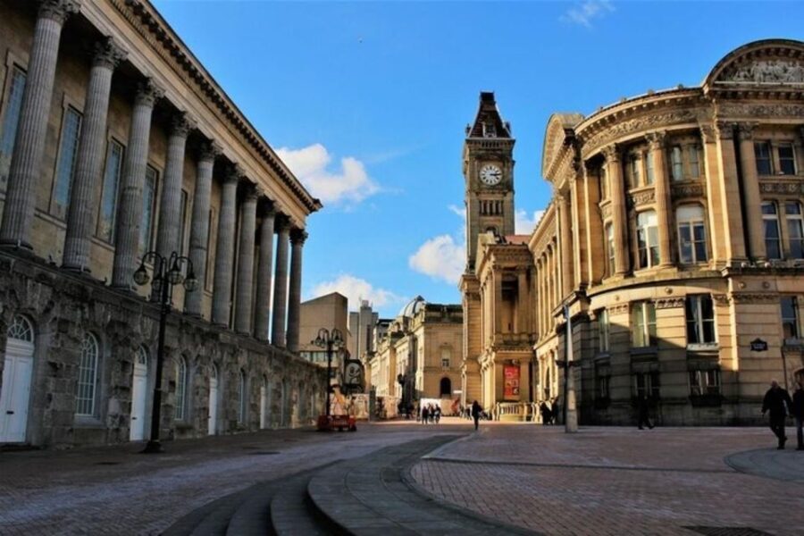 Birmingham : Private Custom Walking Tour With a Local Guide - Detailed Breakdown of the Itinerary