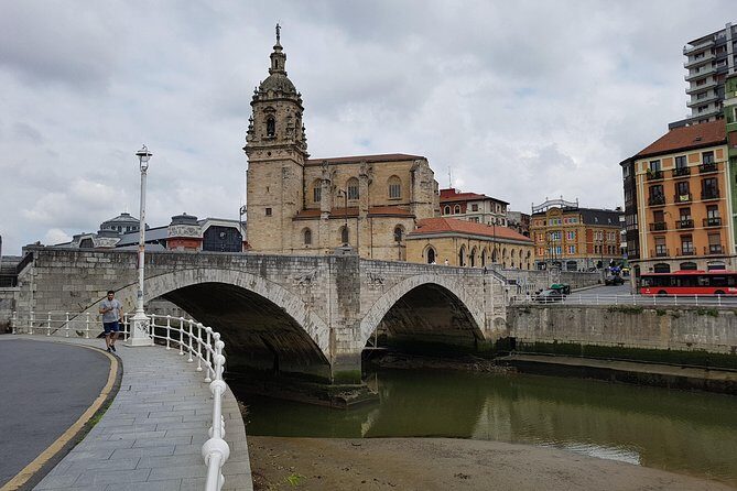 Bizkaia. Bilbao route. Tour of Bilbao, a modern city to discover. - Final Thoughts on Value and Suitability