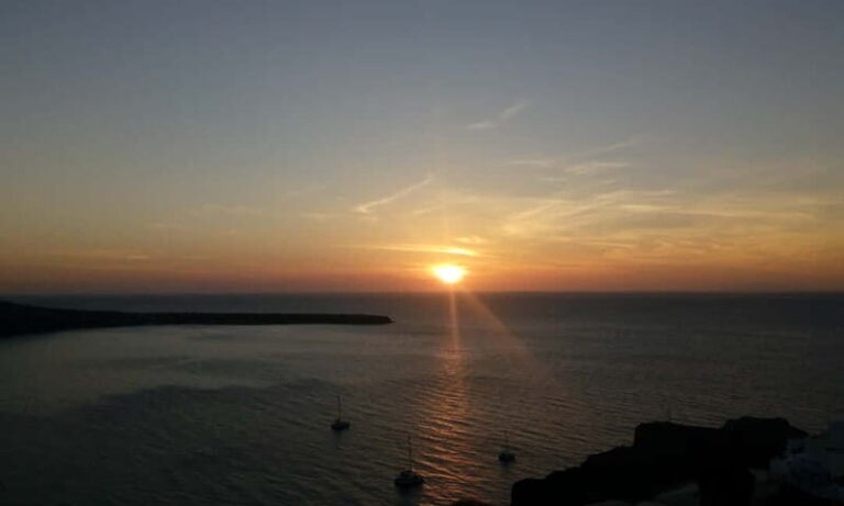 Blue Dome And Oia Sunset Small Group Transfer - Transportation: Comfort and Convenience