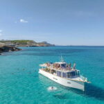 Boat day trip with drinks and lunch - The Itinerary in Detail