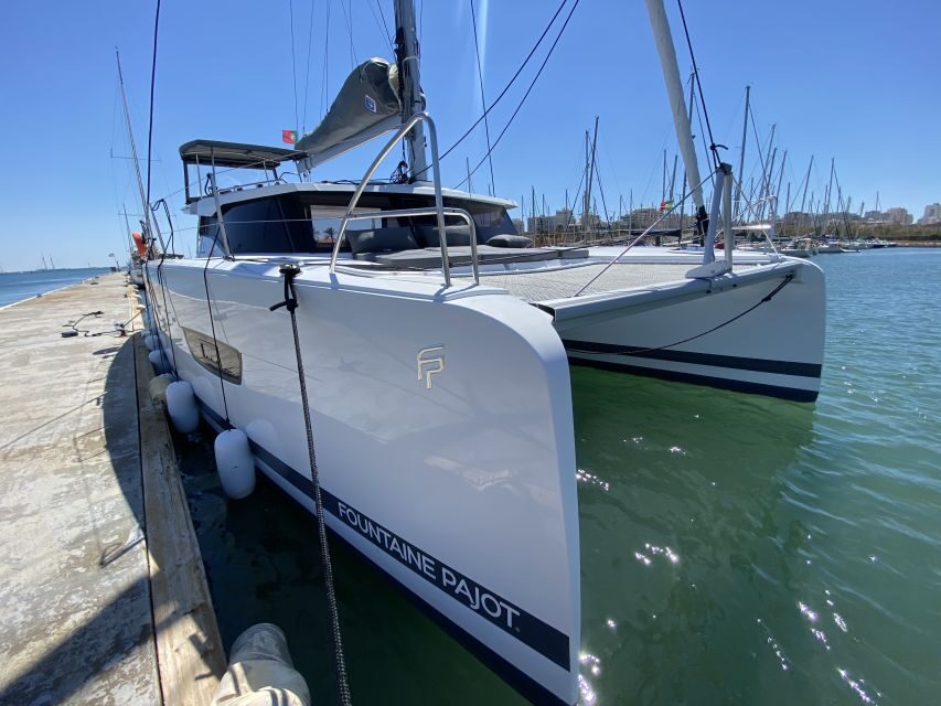 Boat in Algarve - Luxury Catamaran - Portimão - Authentic Guest Experiences