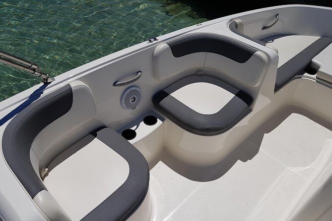 Boat rental without license - B540 'Gaia' (5p) - Can Pastilla - Authentic Experiences from Real Travelers