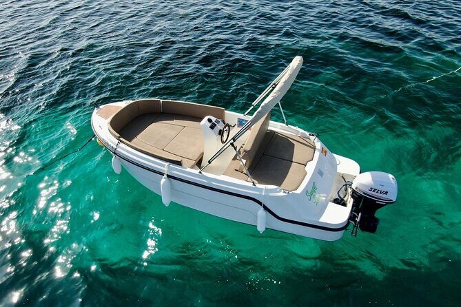 Boat Rental Without License in Ibiza and San Antonio - Who Will Love This Experience?