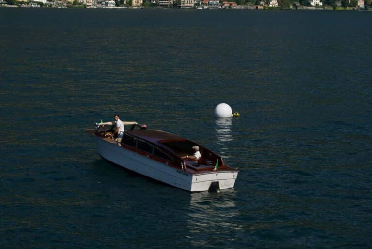 Boat Tour: BRIEF BUT STUNNING