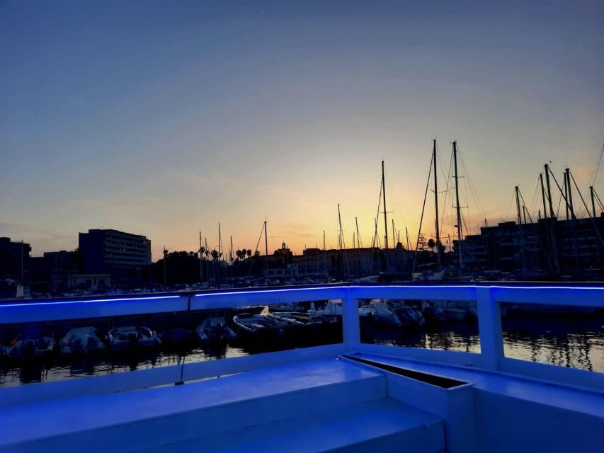 Boat tour with aperitif at sunset - The Sum Up
