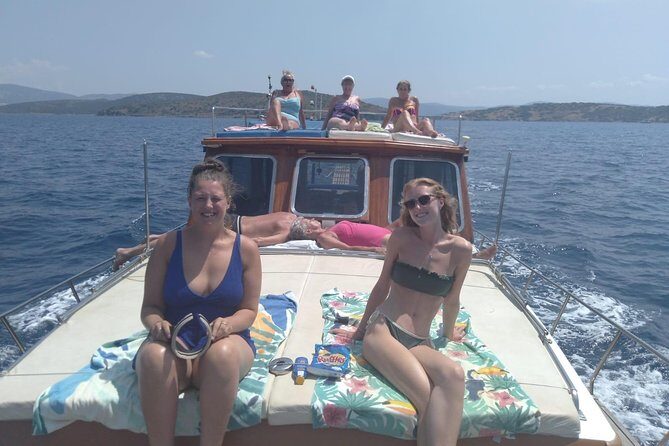 Bodrum Islands Cruise with Lunch , Private Yacht - Itinerary Highlights: Scenic Stops and Swimming