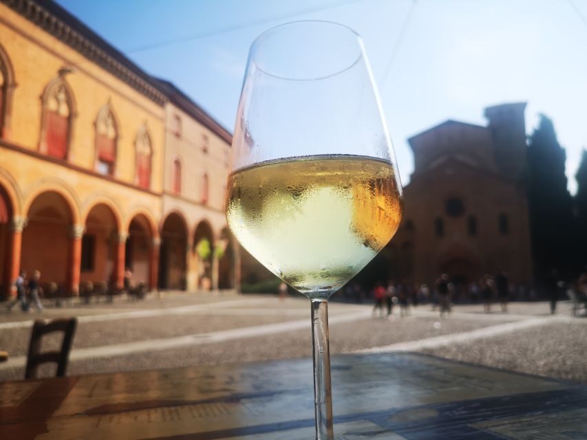 Bologna: City Center Guided Wine Walking Tour - A Deep Dive Into the Itinerary