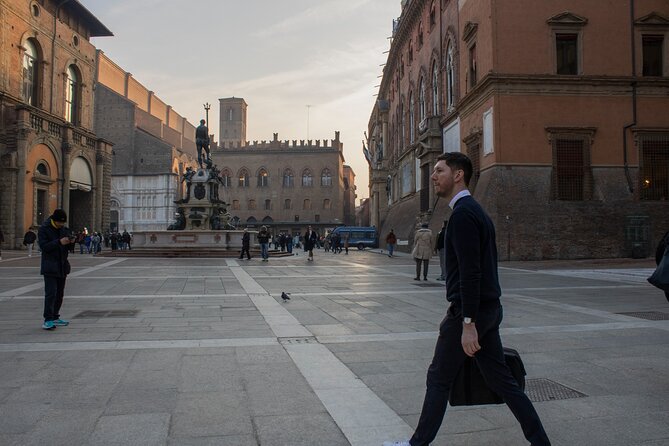 Bologna: Photo tour with professional photographer - Why Choose This Photography Tour?