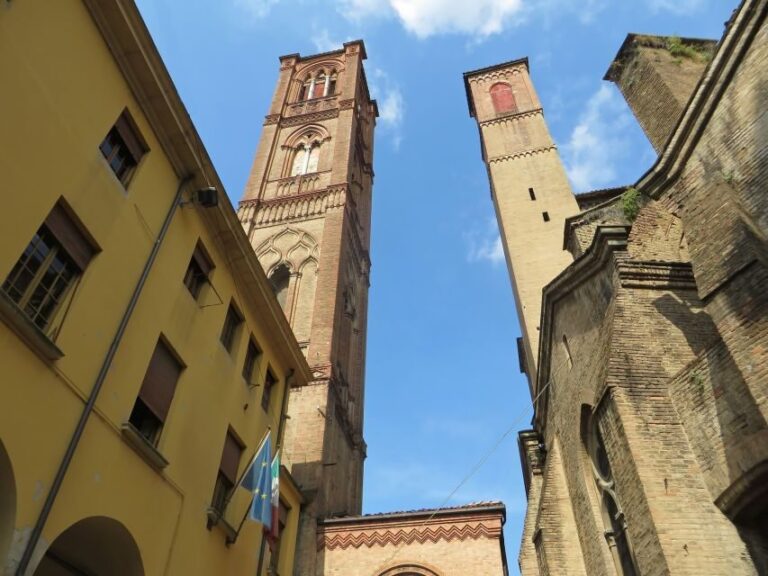 Bologna: Private Tour with a Local Guide - An In-Depth Look at the Bologna Private Tour