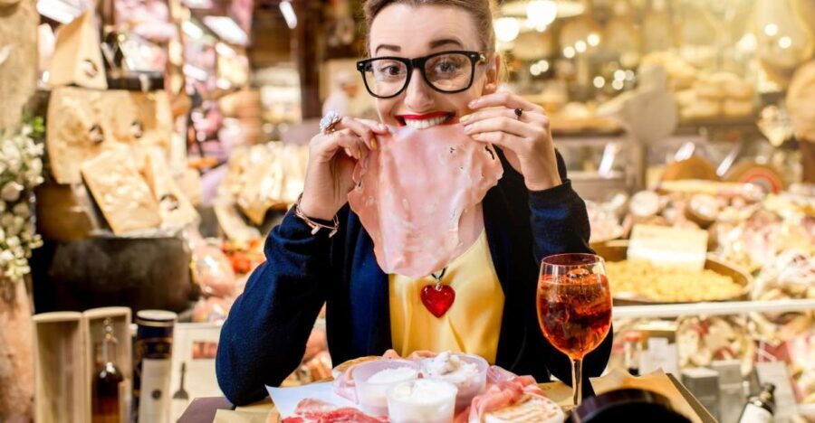 Bologna: Taste Local Specialties on a Guided Walking Tour - The Market Experience: Sights, Smells, and Tastes