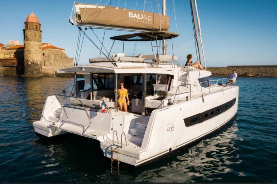 Bonifacio: sunset catamaran trip and aperitif - The Route and Navigational Choices