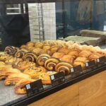 Bordeaux: Early Bird Small-Group Tour with Coffee & Pastry - Exploring Bordeaux’s Neighborhoods