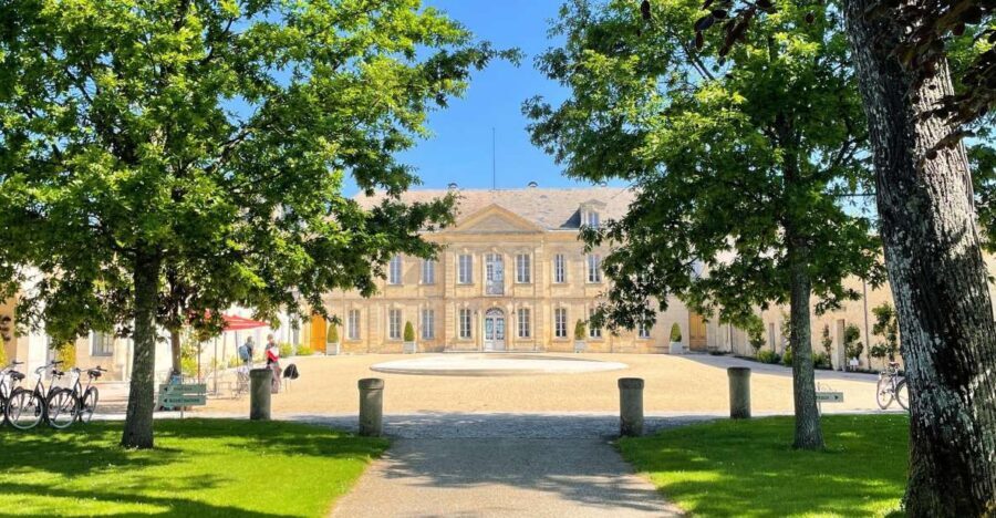 Bordeaux: Médoc & St-Emilion Wine Regions Tour with Tastings - The Sum Up