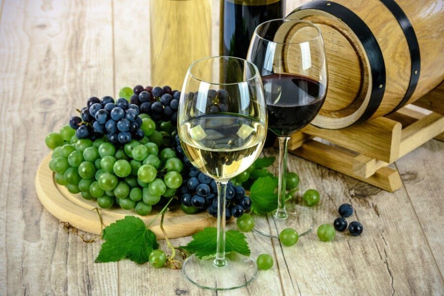 Bordeaux: River Garonne Cruise with Glass of Wine and Canelé - Who Will Love This Tour?