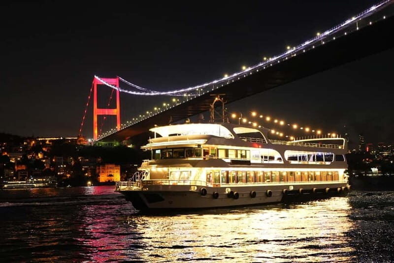 Bosphorus Cruise with Dinner, drinks, transfers - Dining and Drinks: A Turkish Feast