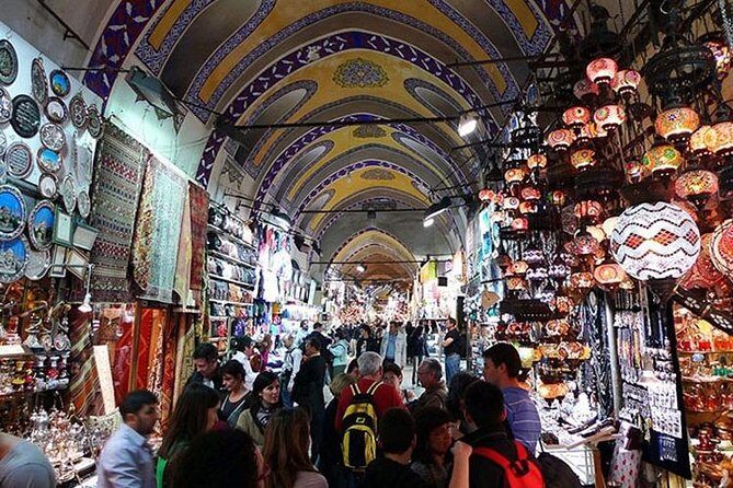 Bosphorus Dinner Cruise (Private Table) - Authenticity and Cultural Flair