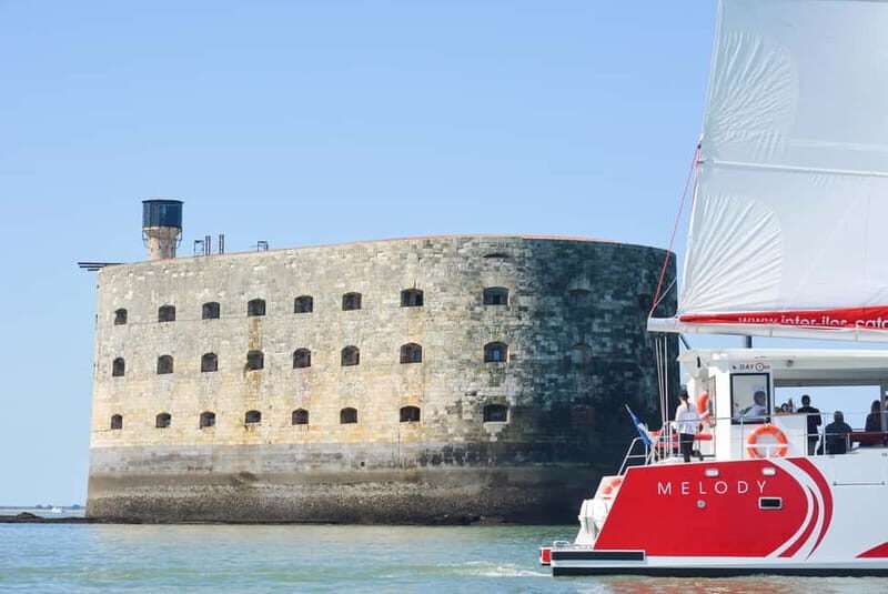 Boyardville : Fort Boyard by sail (1h30) - Introduction to the Sails and Sights