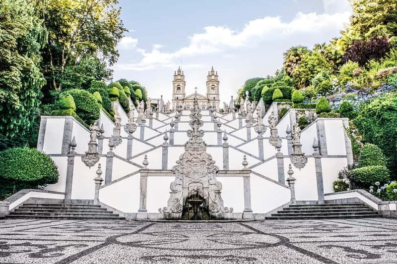 Braga & Guimarães Tour  Customizable Experience - An In-Depth Look at the Tour