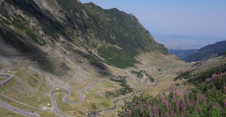Brasov: Transfagarasan Highway-Balea Lake - Carta monastery - Navigating the Transfagarasan Highway