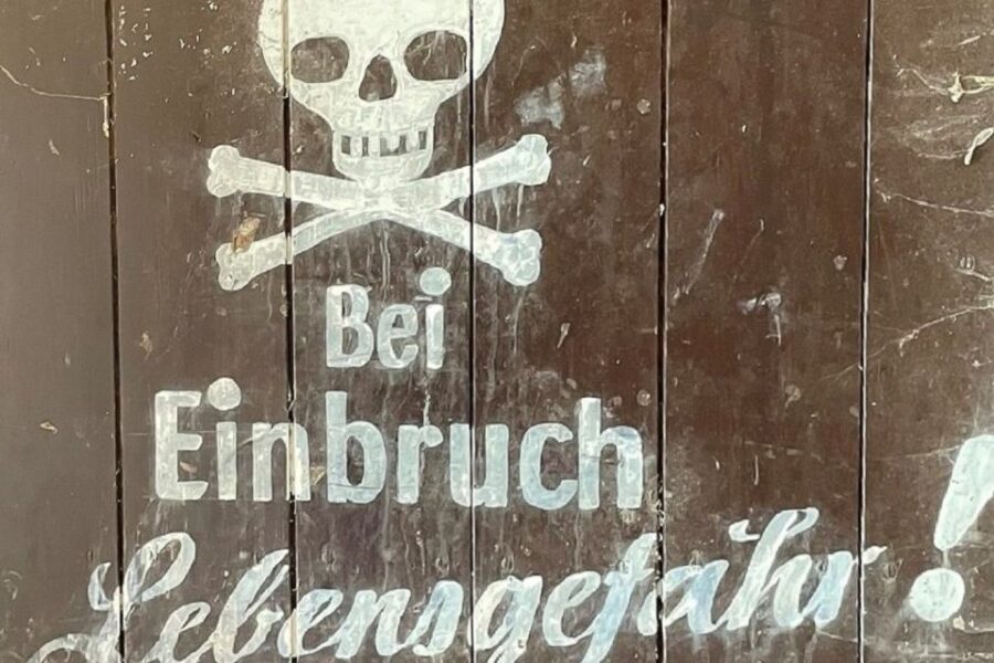 Braunschweig: Private Tour to Ghosts, Witches & Vampires - Exploring Braunschweig’s Dark Corners: What You Can Expect