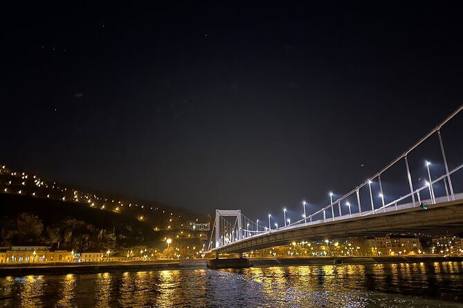 Bright Lights of Budapest Night Tour with Boat Cruise and Wine - Who Should Consider This Tour?