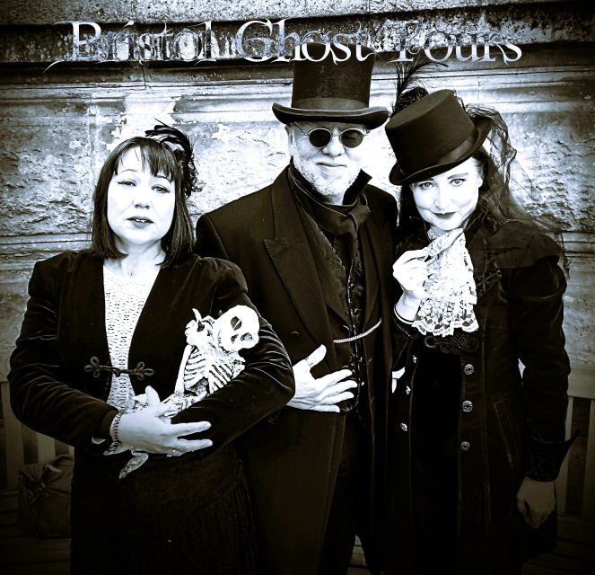 Bristol: Guided Ghost Tour - The Guide: Your Theatrical Companion