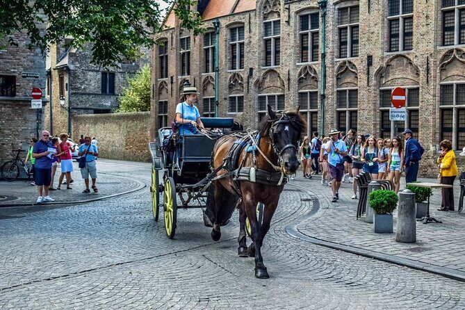 Bruges Highlights & Hidden Gems Small-group from Paris by Minivan - What to Expect from the Walks and Free Time