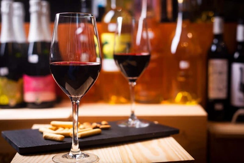 Brunch, balsamic vinegar, and wines: tour of the Emilian hills from Bologna - Who Will Appreciate This Tour?