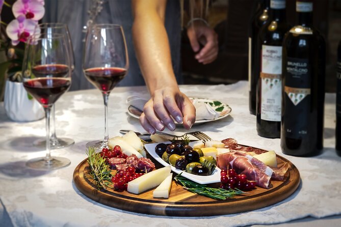 Brunello di Montalcino Wine Tasting with Tuscan appetizer in ancient residence - Introduction