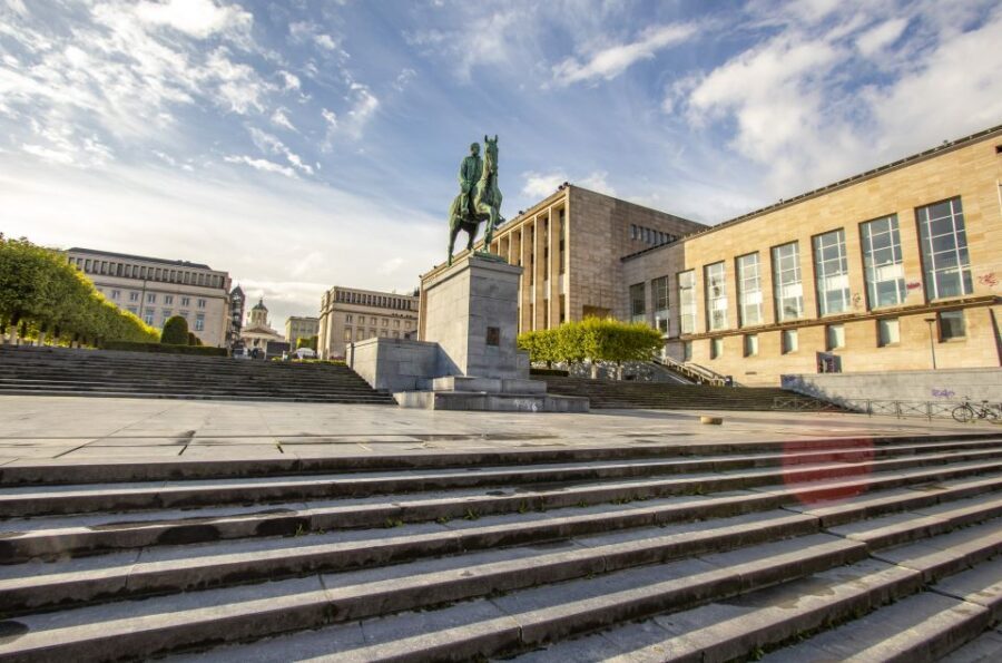 Brussels: Best Intro Guided Walking Tour with a Local - Key Points