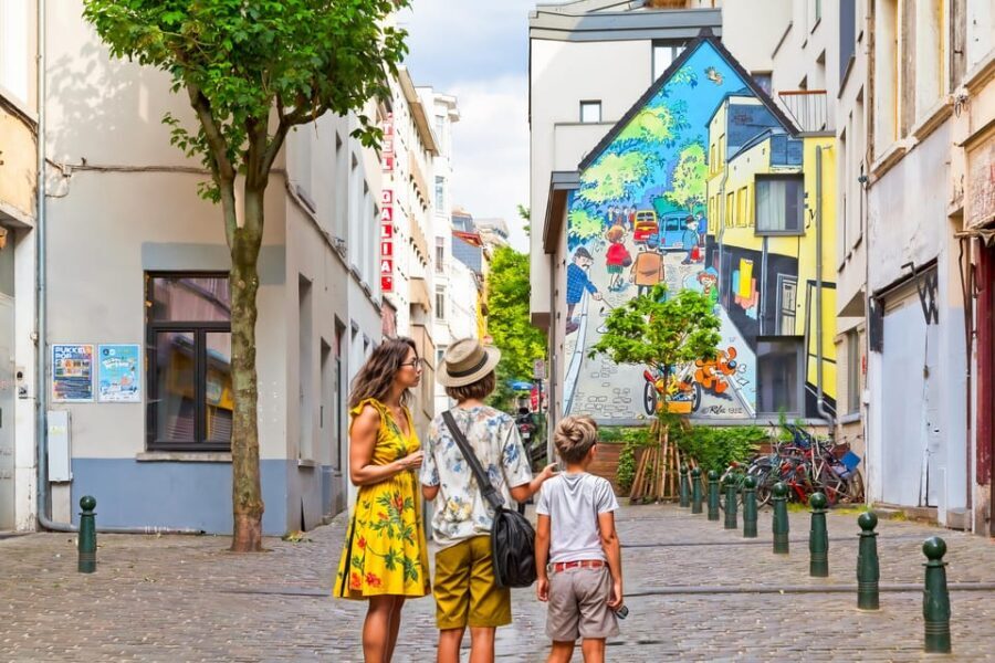 Brussels: Private Family Tour. Highlights, Tasting & Museum - The Itinerary: A Step-by-Step Breakdown