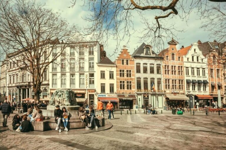Brussels: Secret Paths and Stories Private Walking Tour - Frequently Asked Questions
