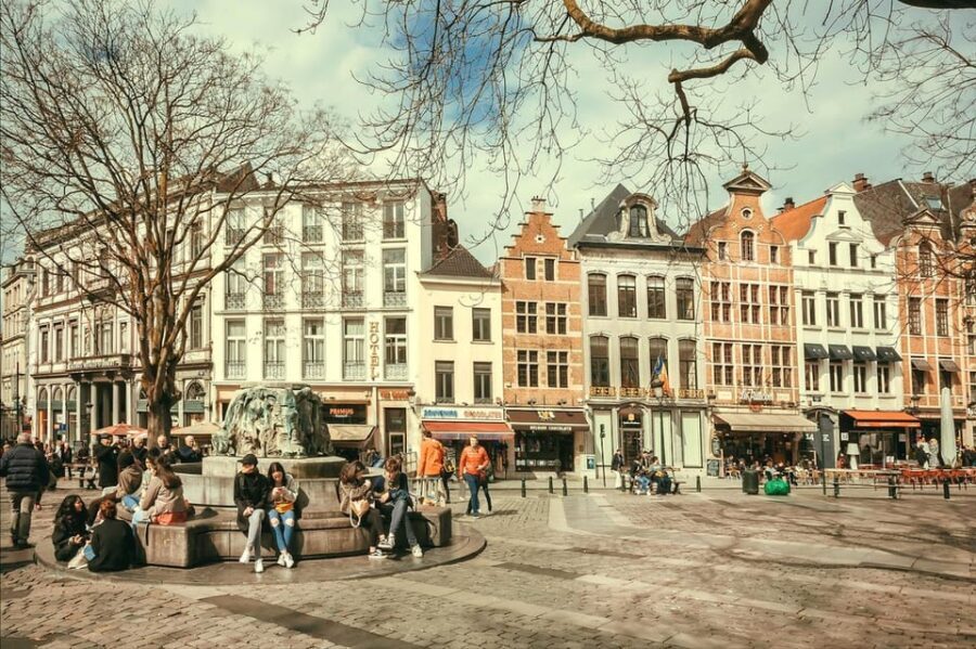 Brussels: Secret Paths and Stories Private Walking Tour - Frequently Asked Questions