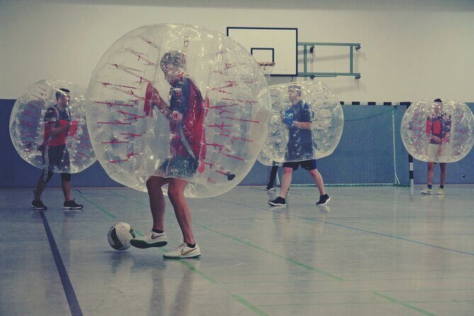 Bubble soccer in the center of Hamburg with beer / champagne - Practical Tips for Your Visit