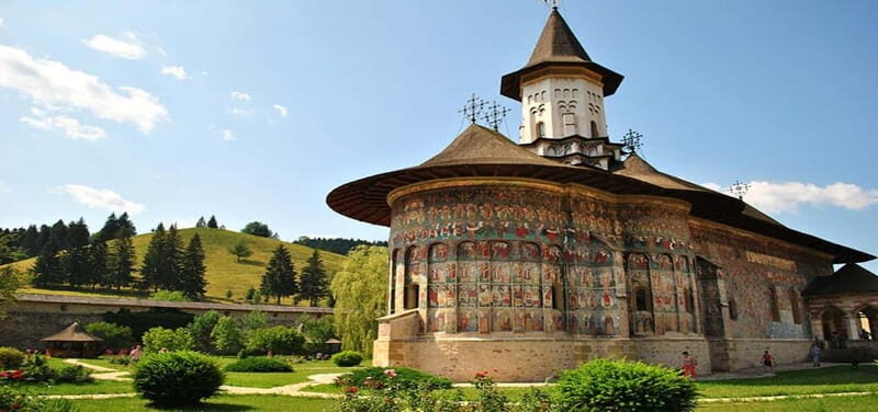 Bucharest: 8-Day Transylvania & Moldavian Monasteries Tour - Overall Value and Traveler Considerations