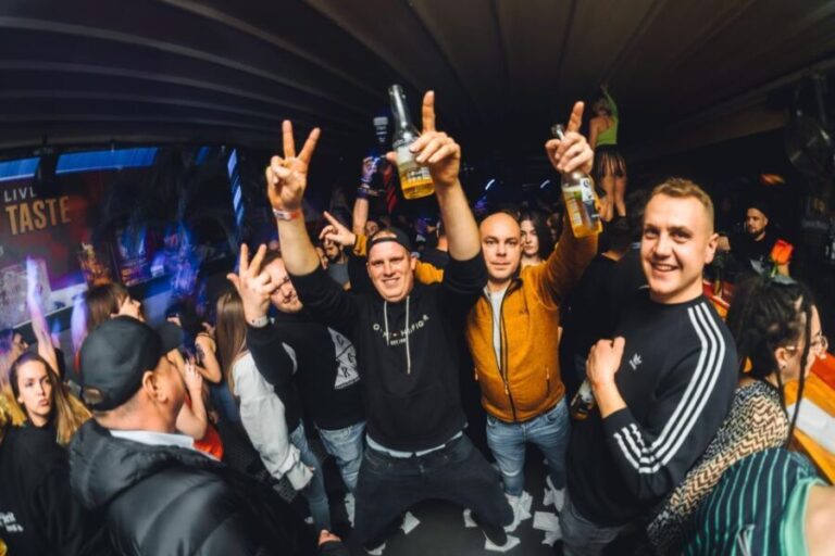 Bucharest: Bachelor Party - Custom Bar Crawl - The Itinerary Breakdown