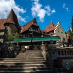 Bucharest: Dracula, Peles Castles, and Brasov Tour - Detailed Breakdown of the Itinerary