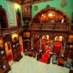 Bucharest: Draculas Castle, Peles Castle & Brasov Day Trip - What Makes This Tour Stand Out?