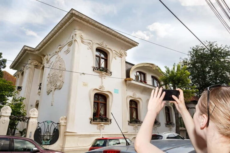 Bucharest: Hidden Gems 2.5-Hour Walking Tour - Why This Tour is a Great Value