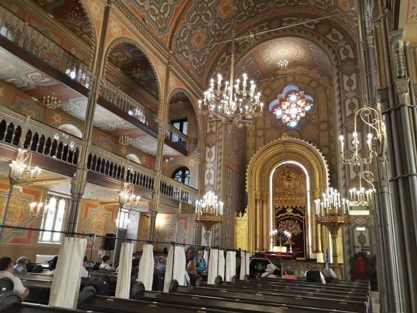 Bucharest Jewish Heritage Private Walking Tour - Breaking Down the Itinerary