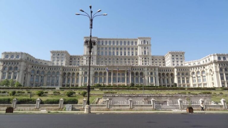 Bucharest: Private City Tour by BMW 7 Series - Breaking Down the Itinerary: What You’ll See and Experience