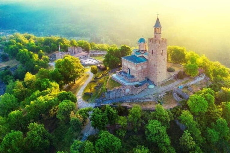 Bucharest: Private Day Trip to Veliko Tarnovo and Arbanasi - Key Points