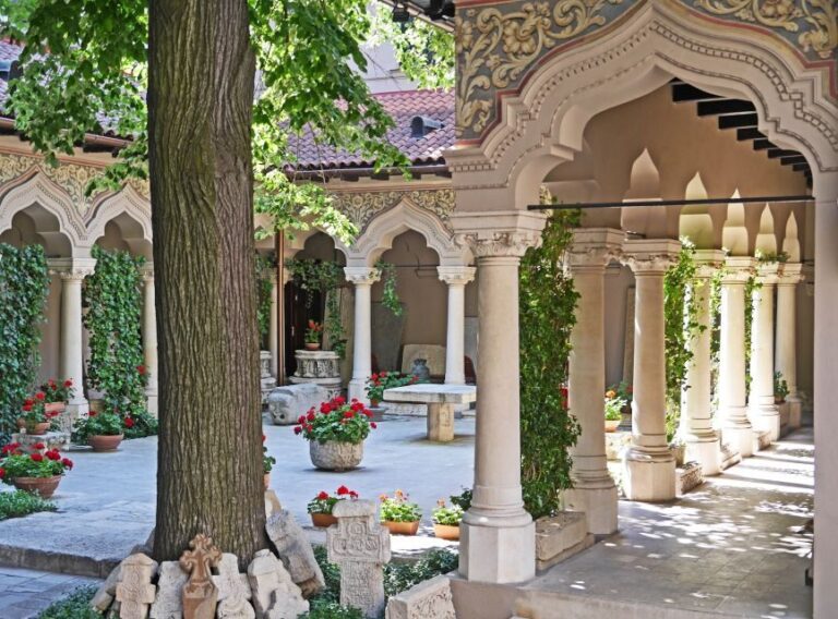 Bucharest: Welcome Private Tour with a Local - Practical Considerations