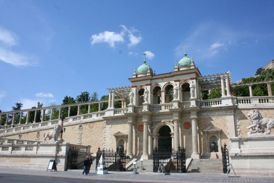 Budapest: Buda Castle Private Walking Tour - Exploring Buda Castle: An Overview