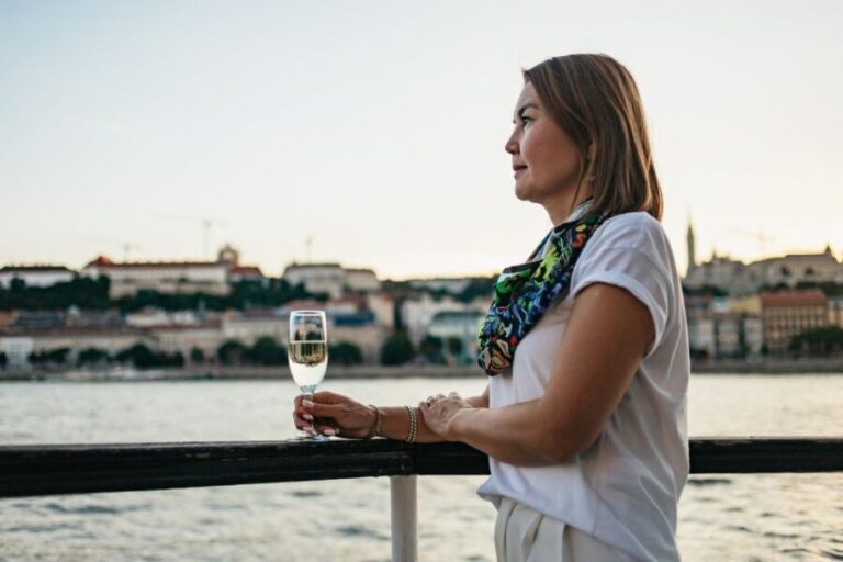 Budapest: Evening Cruise including Drinks and Live Music - A Complete Look at the Budapest Evening Cruise