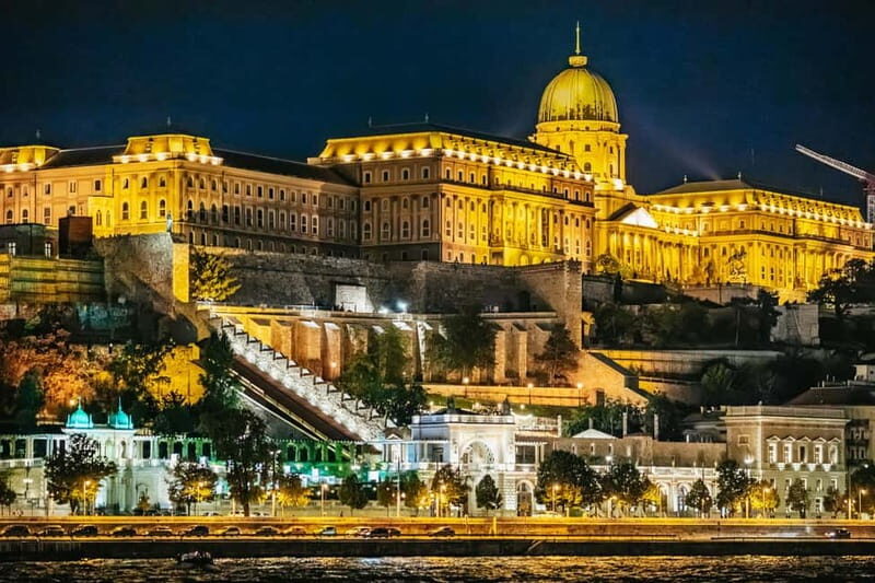 Budapest: Evening Cruise with 4-Course Dinner - Who Should Consider This Cruise?